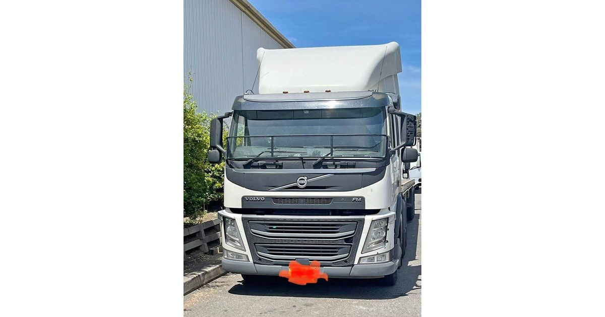 2017 VOLVO FM500 for sale