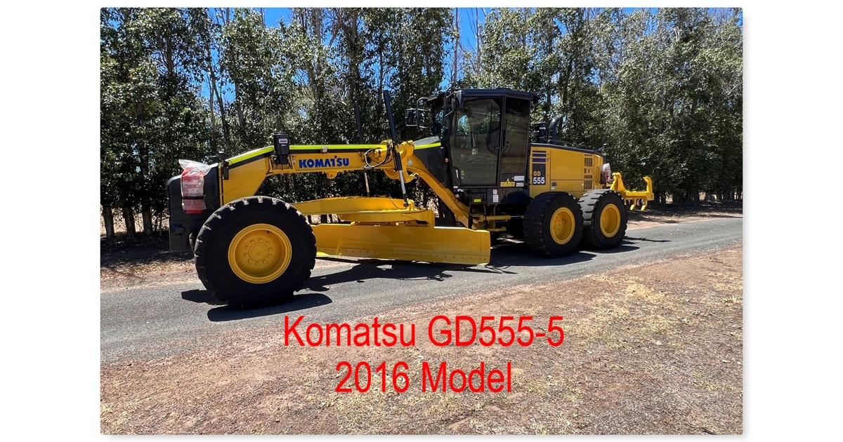 2016 KOMATSU GD555-5 for sale