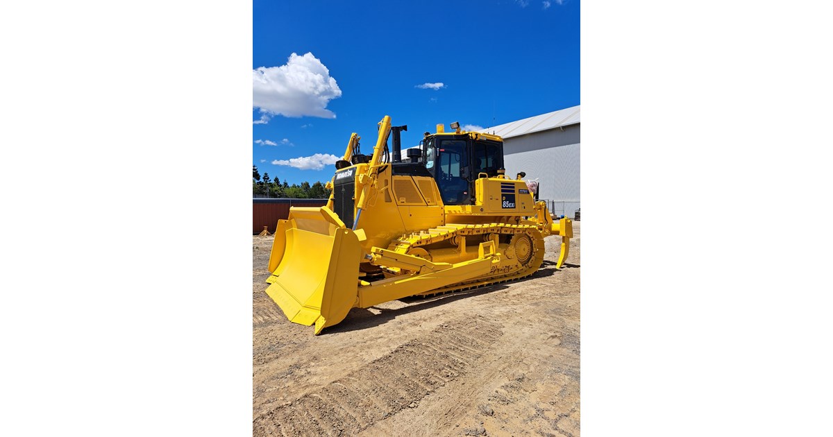 2017 KOMATSU D85EXI-18 for sale