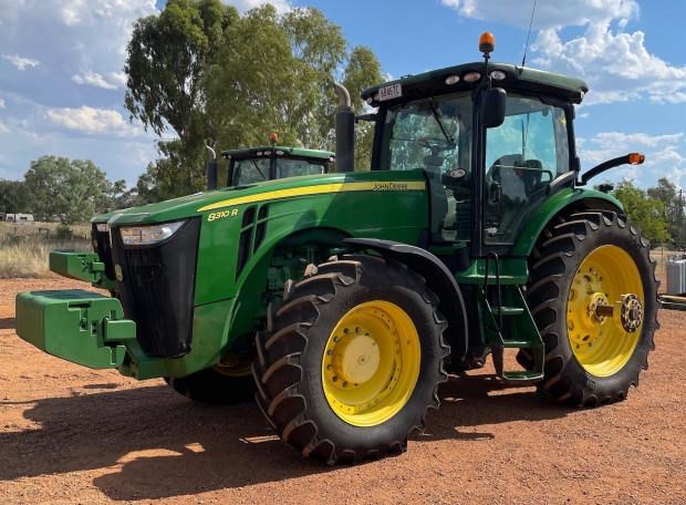 JOHN DEERE 8310R for sale