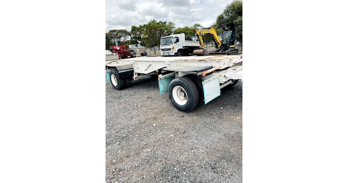 2002 HAULMARK 8 WHEEL DOG CHASSIS ONLY for sale (refcode TA1166131)