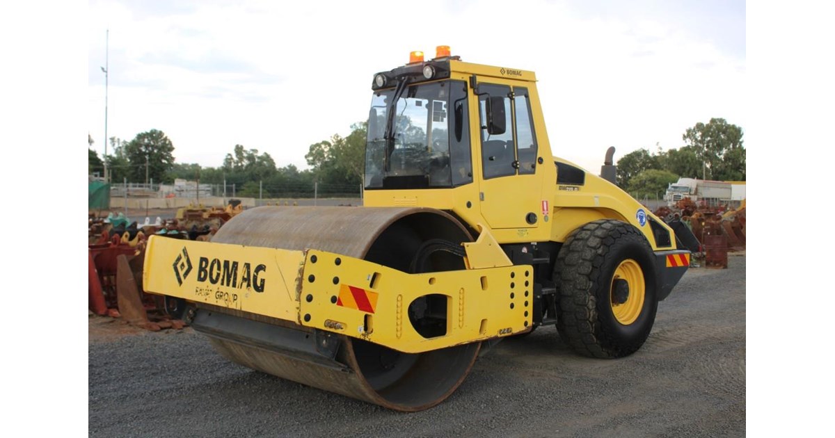 2017 BOMAG BW219D-4 for sale (refcode TA1169108)