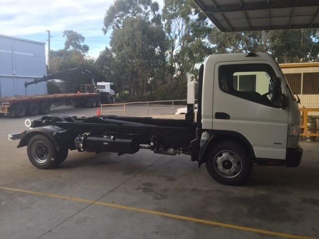 2023 TAM T5-H900-30-32-34 Hook lift for sale (refcode TA1169921)