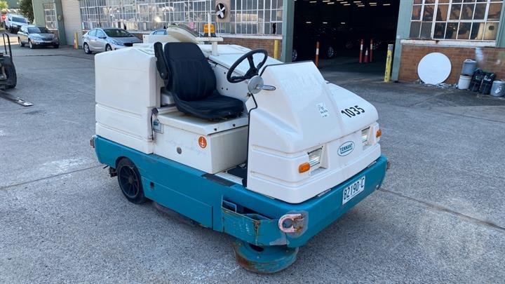 TENNANT 7400 for sale