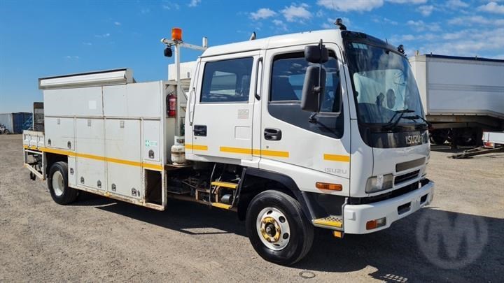 2007 ISUZU FRR 550 Crew for sale