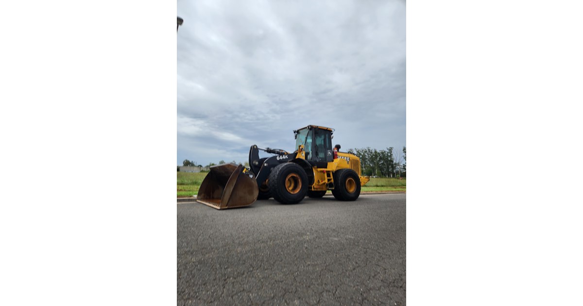 2013 JOHN DEERE 644K for sale