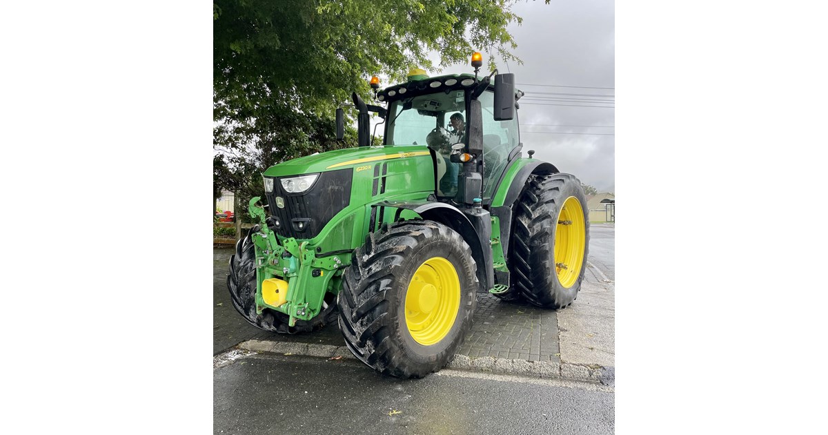 JOHN DEERE 6230R for sale