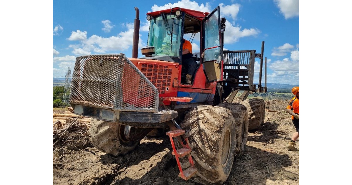 2005 VALMET 890.2 for sale