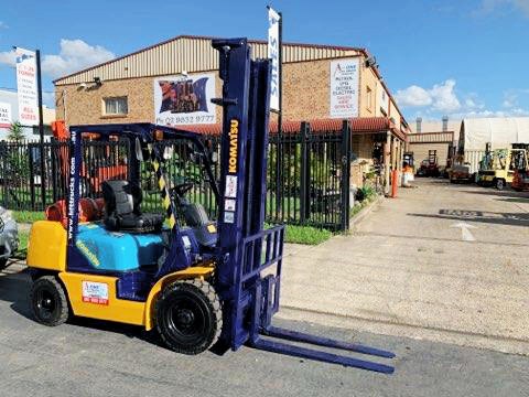 KOMATSU FG25T-12 for sale