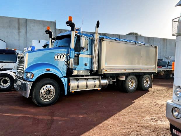 2012 MACK TRIDENT CMHR TRIDENT for sale