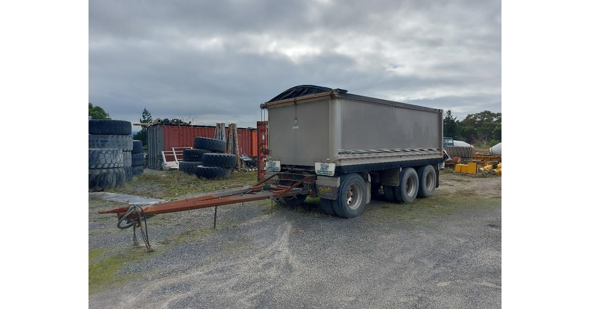 2007 HERCULES TRI AXLE DOG TRAILER for sale