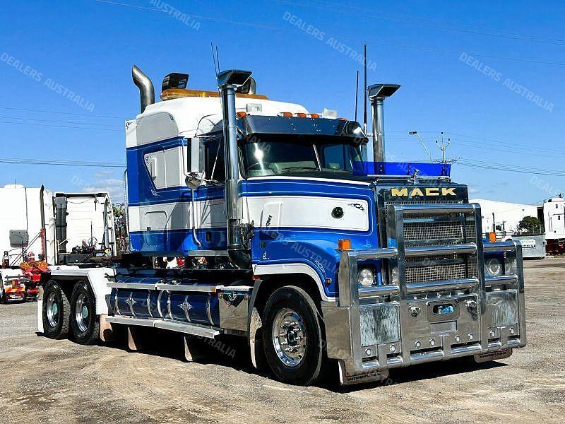 2005 MACK TITAN 6X4 PRIMEMOVER for sale