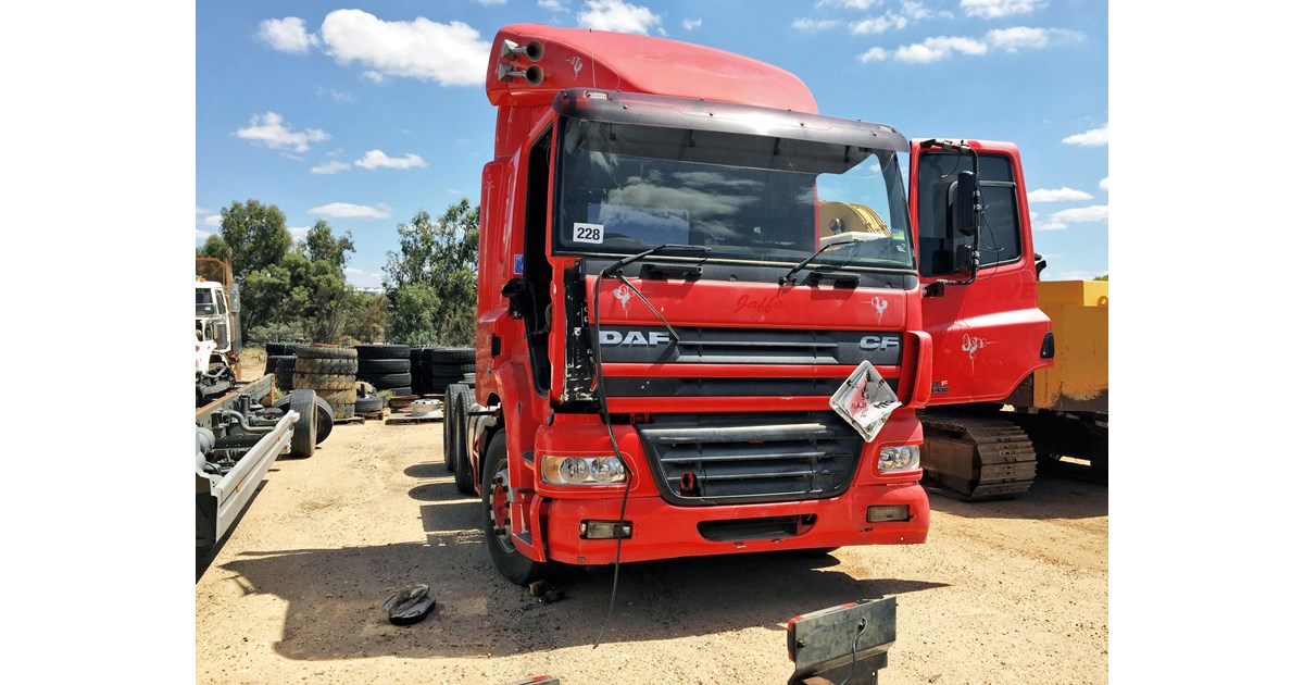 2003 DAF CF75 CF7585 dismantling (refcode TA1176028)
