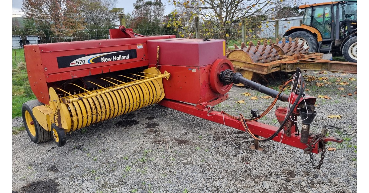 NEW HOLLAND 570 Conventional square baler for sale