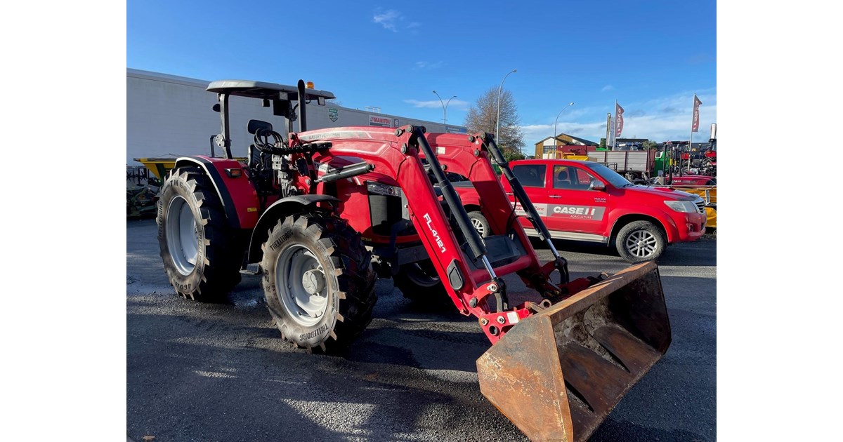 MASSEY FERGUSON 6712 for sale