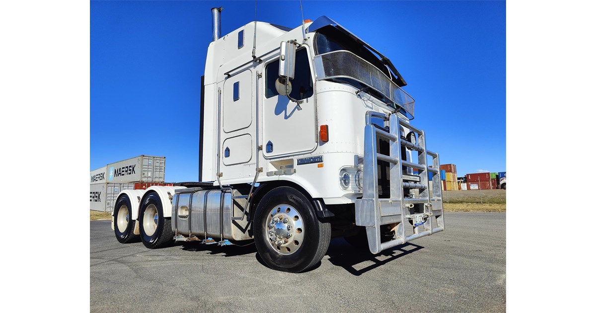 2005 KENWORTH K104 for sale