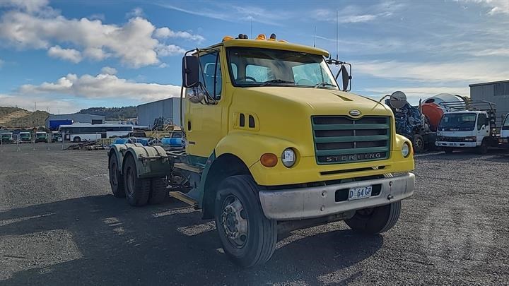 2002 STERLING LT7500 for sale