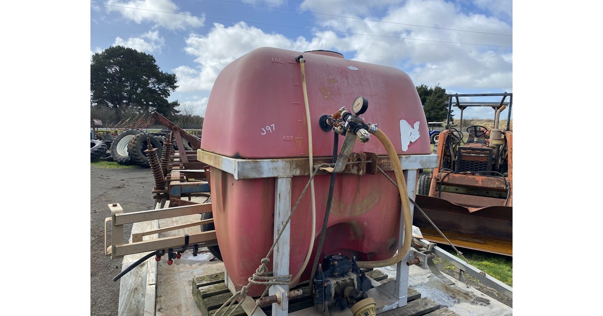 SILVAN 600L BOOM SPRAY for sale