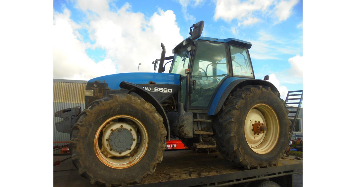 NEW HOLLAND 8560 for sale