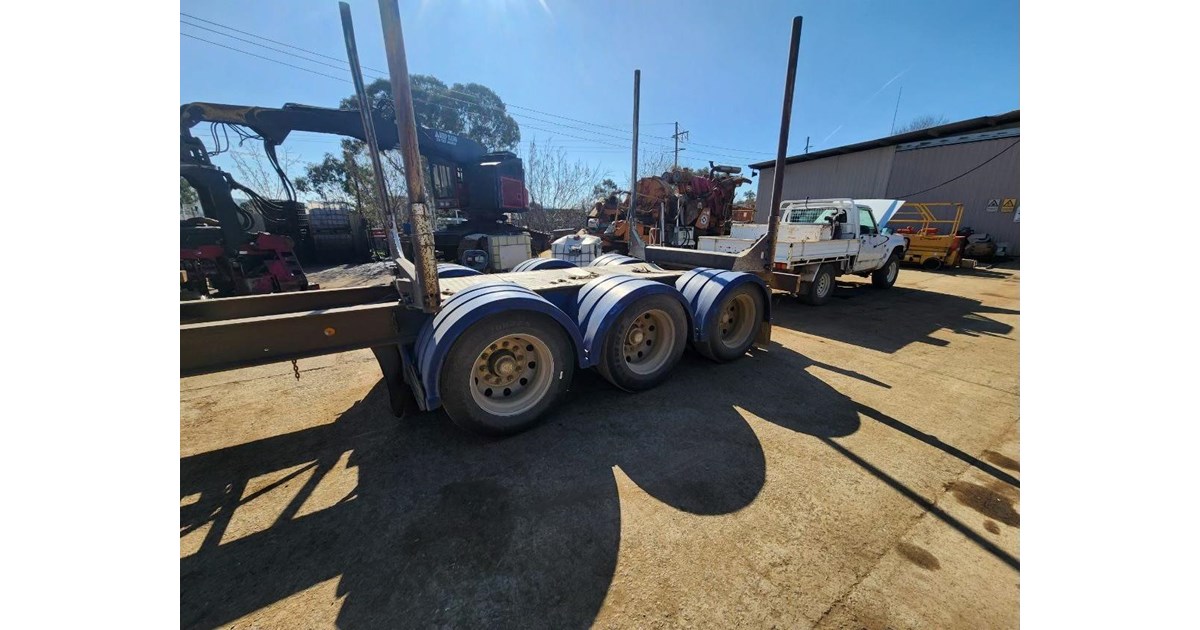 PLUNKETT TRI LOG SKEL for sale