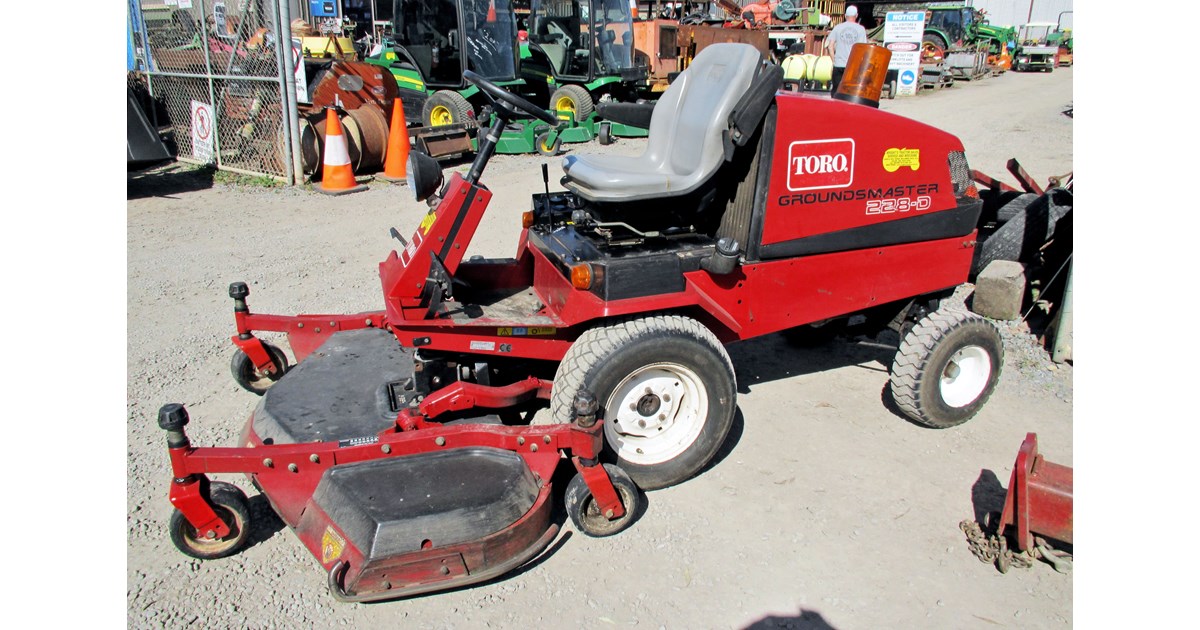 TORO 228-D GROUNDSMASTER FRONT DECK MOWER for sale (refcode TA1190213)