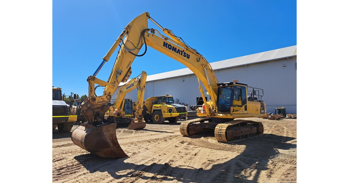 2018 KOMATSU PC300-8M0 for sale