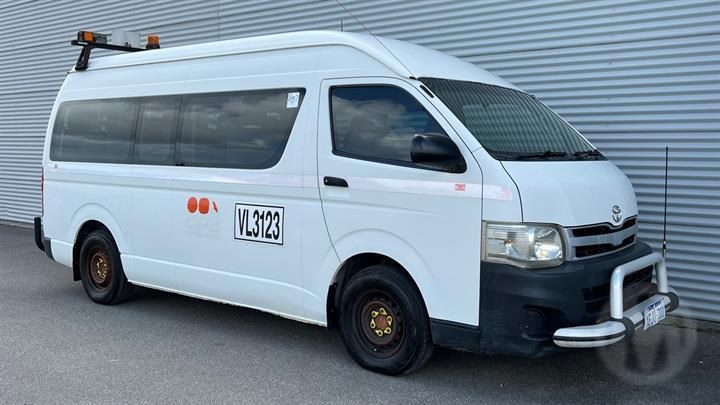 2012 TOYOTA HIACE KDH 223R COMMUTER for sale