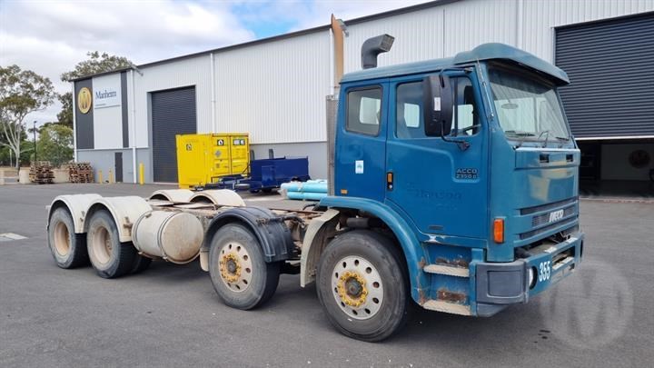 2005 IVECO ACCO 2350G Twin Steer for sale