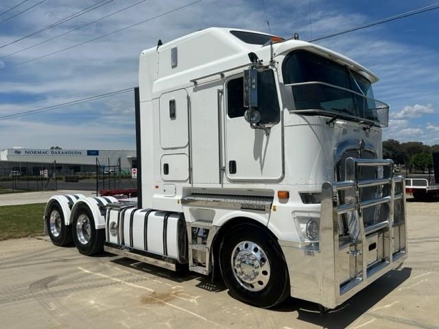 2017 KENWORTH K200 BIG CAB for sale