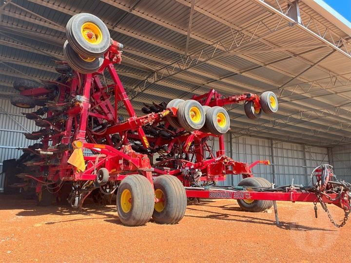 BOURGAULT 3320-60PDH 60FT DRILL & Simplicity TQL3 for sale