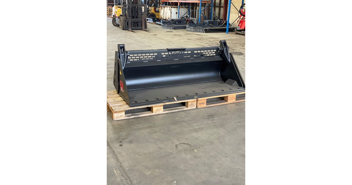 2023 NORM ENGINEERING NEW NORM 2050MM SKIDSTEER 4 IN 1 BUCKET Norm 4 in 1 Bucket for sale ...