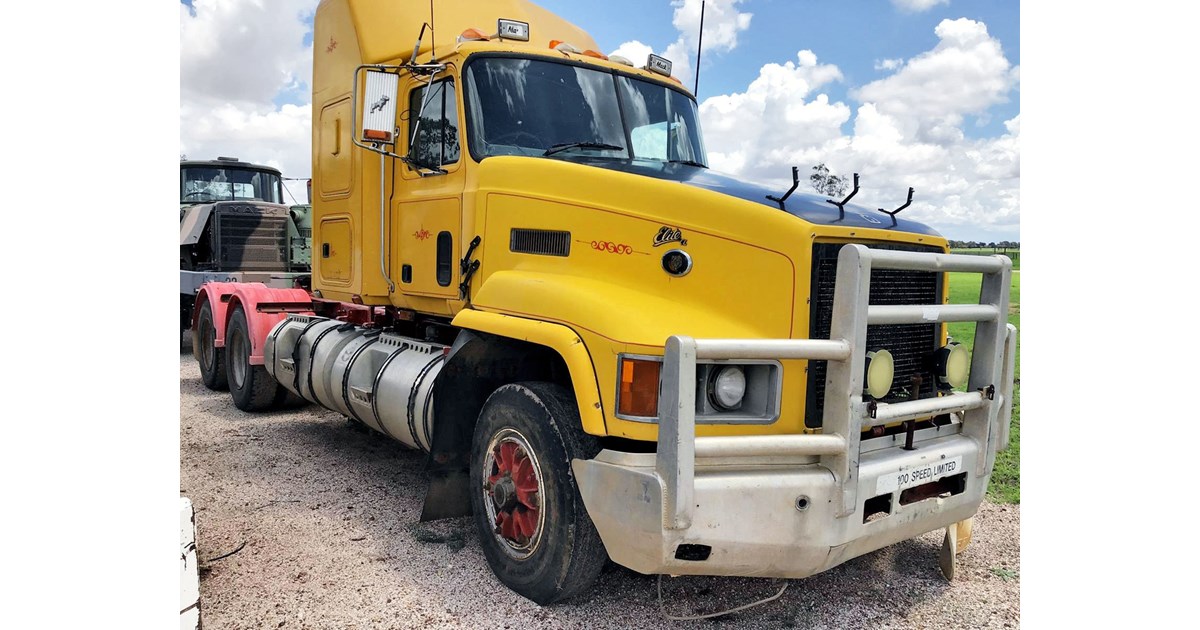 MACK CLR V8 525 for sale (refcode TA1203057)