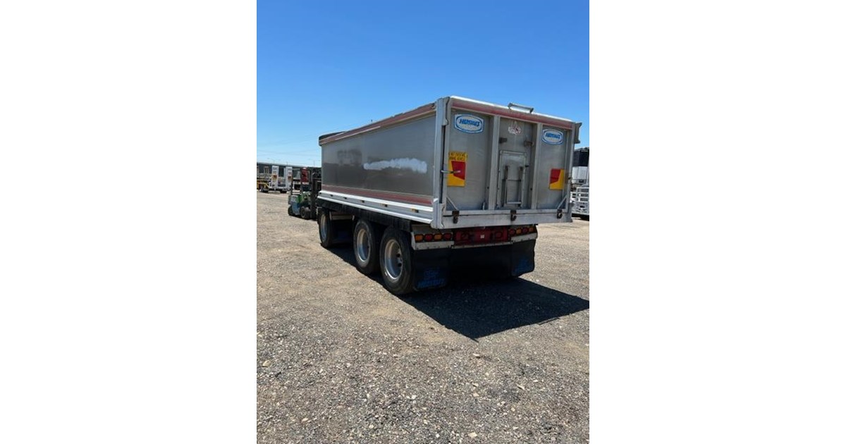 HERCULES TR AXLE DOG TIPPER 2008 for sale