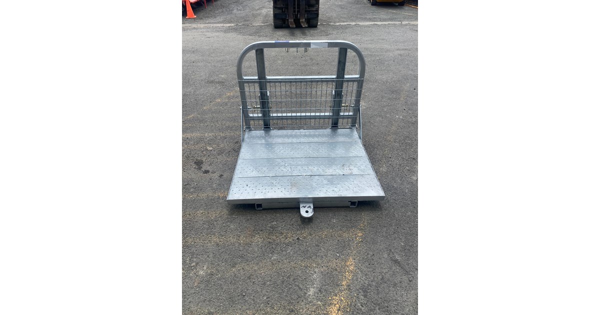 UNKNOWN 1.2M TRANSPORT TRAY 1.2m Transport tray for sale (refcode ...