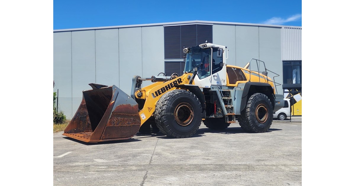 2015 LIEBHERR L580 for sale