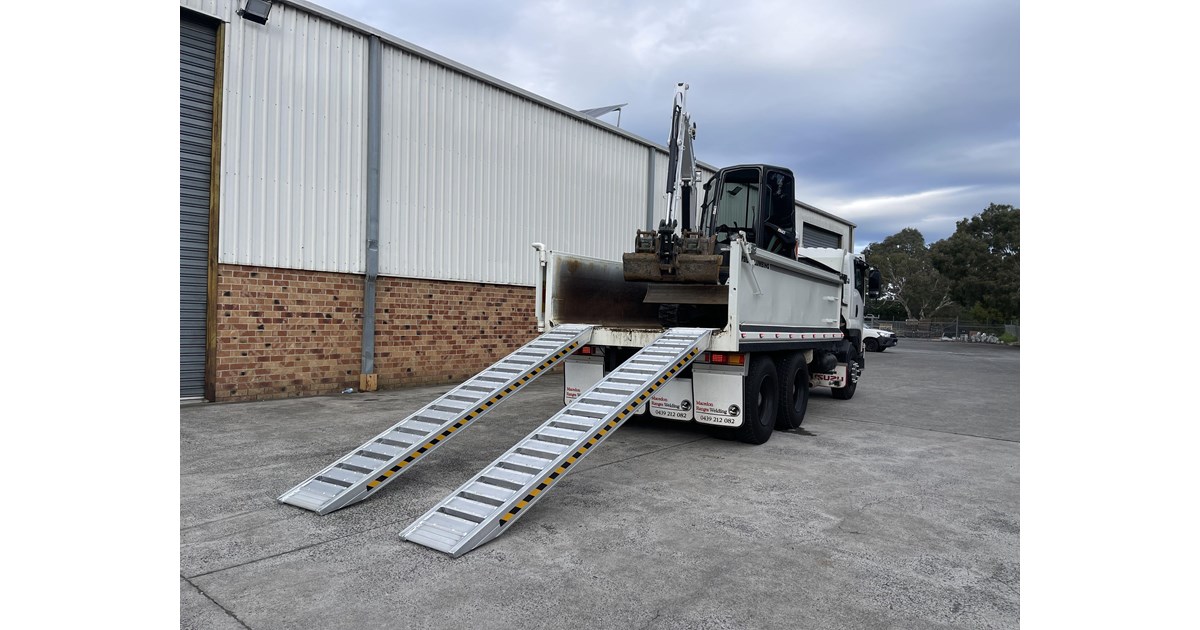 JETLAND 3.7M 8TONNE HEAVY DUTY RUBBER TRACK, RUBBER TYRE MACHINERY ...