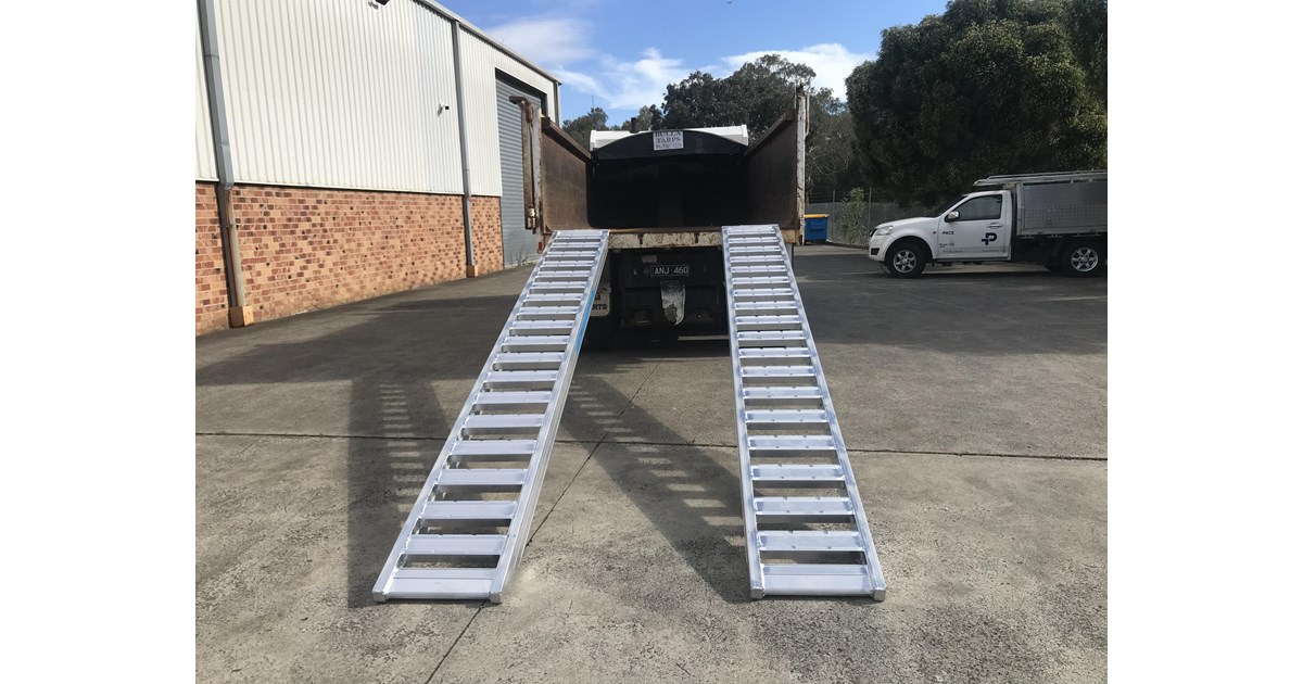 JETLAND 4.5M 7TONNE HEAVY DUTY RUBBER TRACK, RUBBER TYRE MACHINERY ...