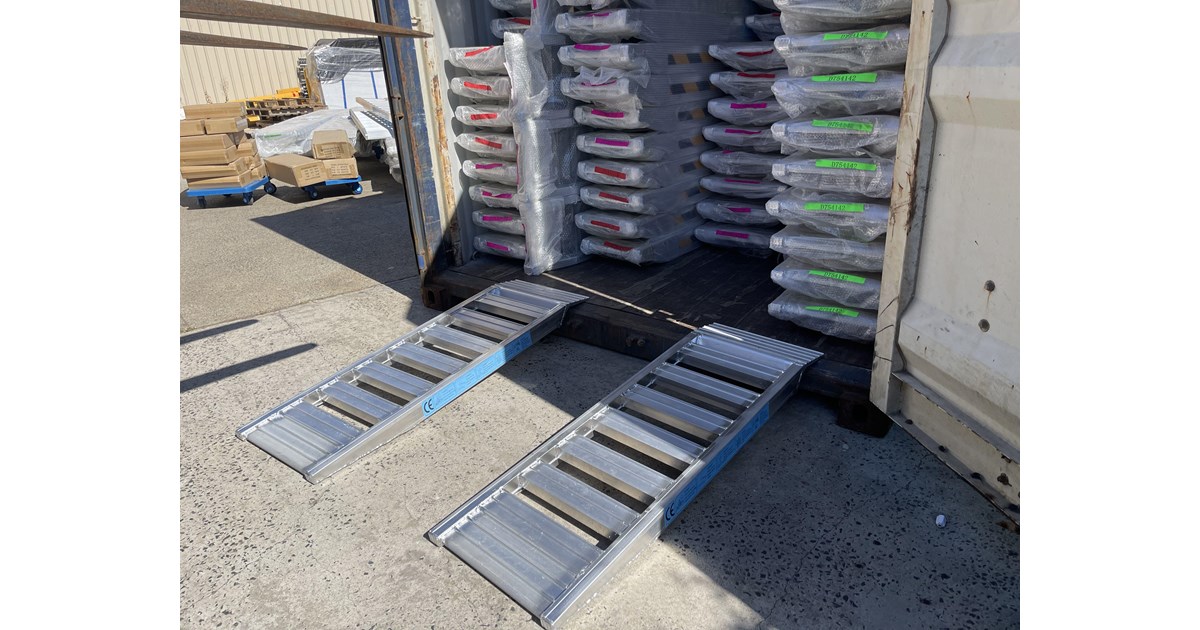 JETLAND 2M 6TONNE CONTAINER LOADING RAMPS for sale (refcode TA1212295)