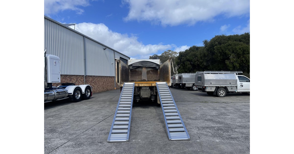 JETLAND 4.5M 4TONNE HEAVY DUTY RUBBER TYRE,RUBBER TRACK MACHINERY ...