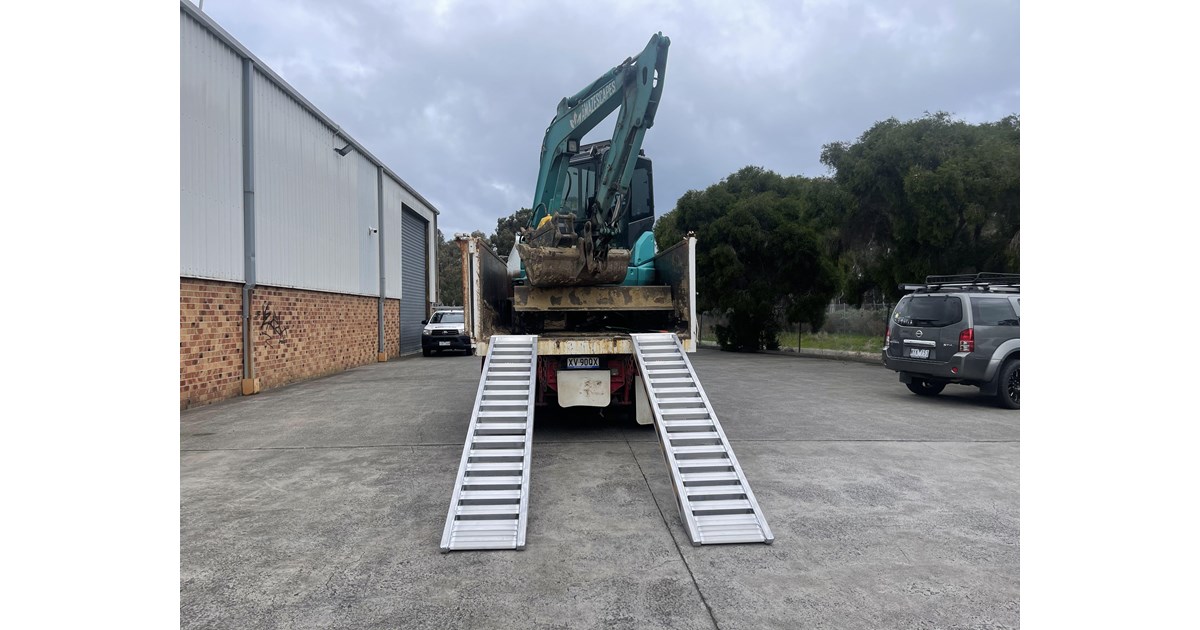 JETLAND 2.5M 6TONNE HEAVY DUTY RUBBER TYRE,RUBBER TRACK MACHINERY ...