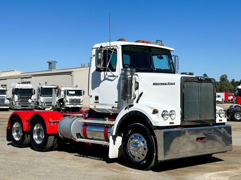 2014 WESTERN STAR 4800 FS for sale (refcode TA1218787)