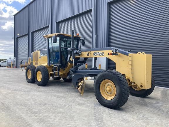 2011 JOHN DEERE 670G for sale (refcode TA1219961)