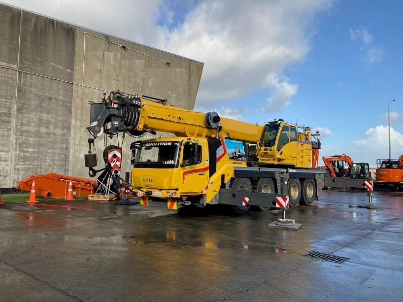 2019 GROVE GMK 4090 for sale (refcode TA1221537)
