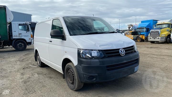 2015 VOLKSWAGEN TRANSPORTER T5 TDI 250 SWB Low for sale (refcode TA1224376)