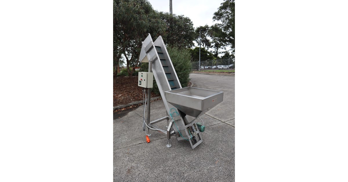 RR FISHER STAINLESS STEEL HOPPER FEEDER ELEVATOR CONVEYOR for sale ...