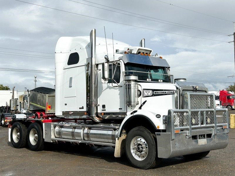 2016 WESTERN STAR 4800 FX for sale (refcode TA1225943)