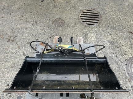 2023 JOHN DEERE WEDGELOCK 1200MM TILT BUCKET for sale (refcode TA1227338)