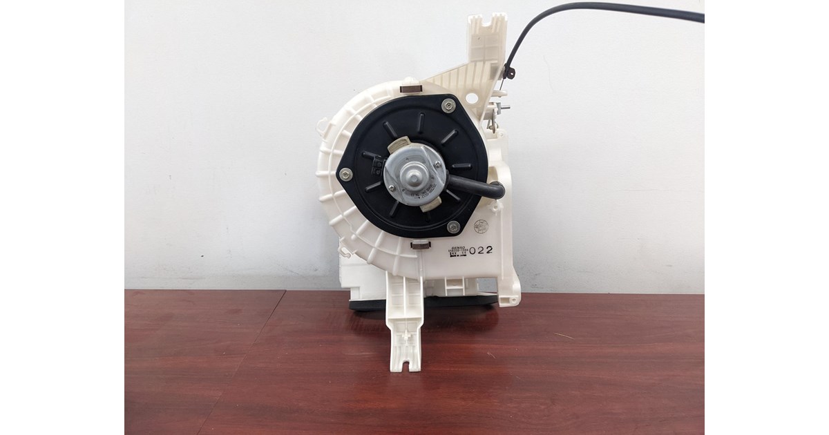 MITSUBISHI ROSA FRONT HEATER BLOWER MOTOR ASSY for sale (refcode TA1228130)