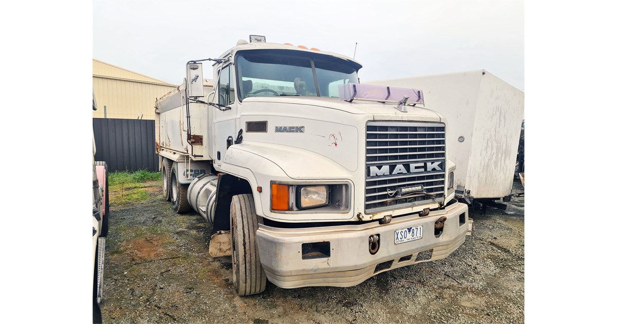 1994 MACK CHR dismantling (refcode TA1231657)