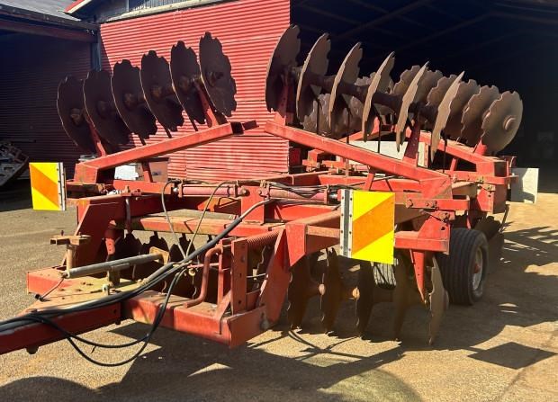 CASE IH 770 OFFSET DISCS for sale (refcode TA1232647)